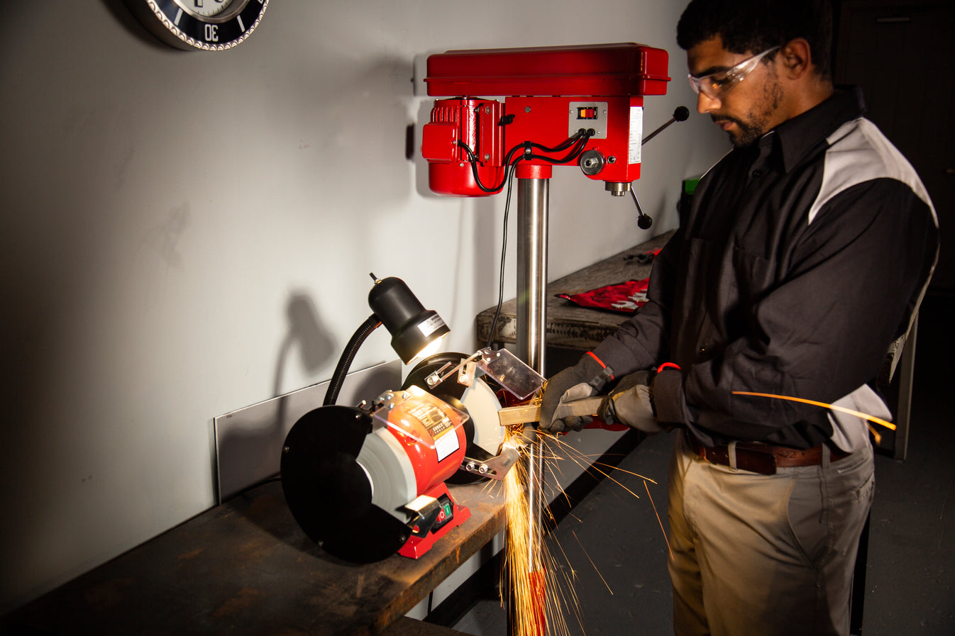 8" Bench Grinder with Light – SUNEX Tools